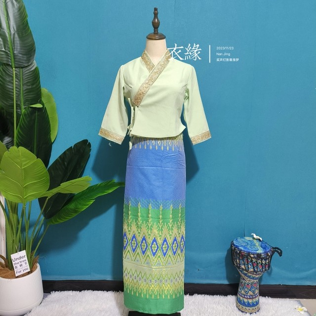 New Xishuangbanna Dai clothing women's tops, long skirts, work clothes ...