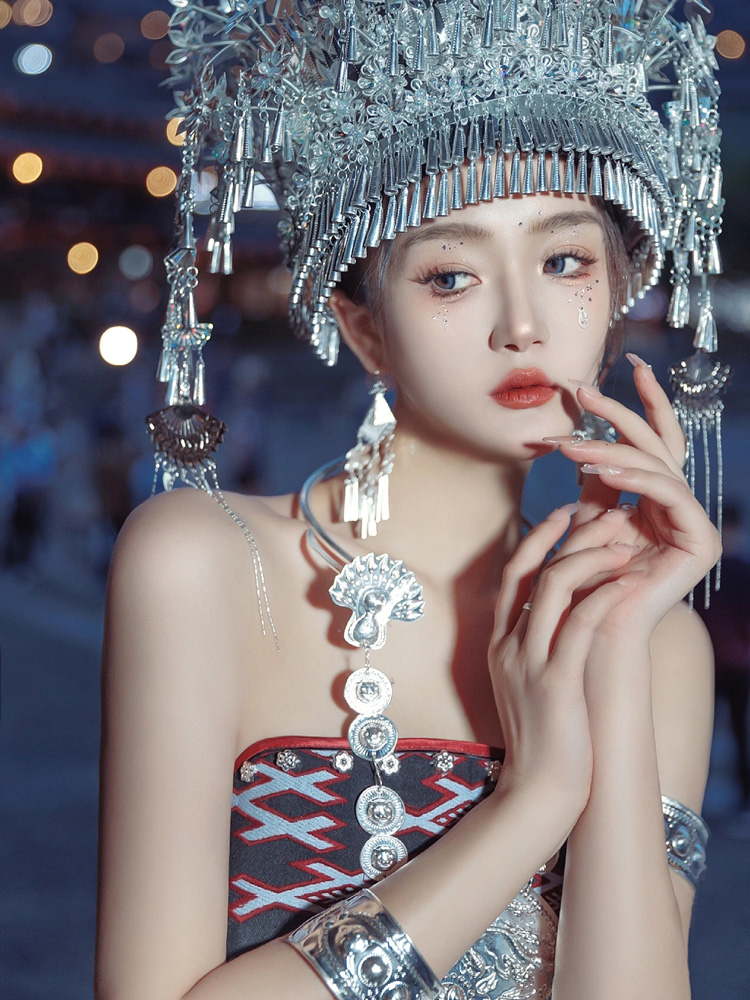 New Miao Amao costume stage performance Tujia Dai tube top dress suit ethnic style May photography