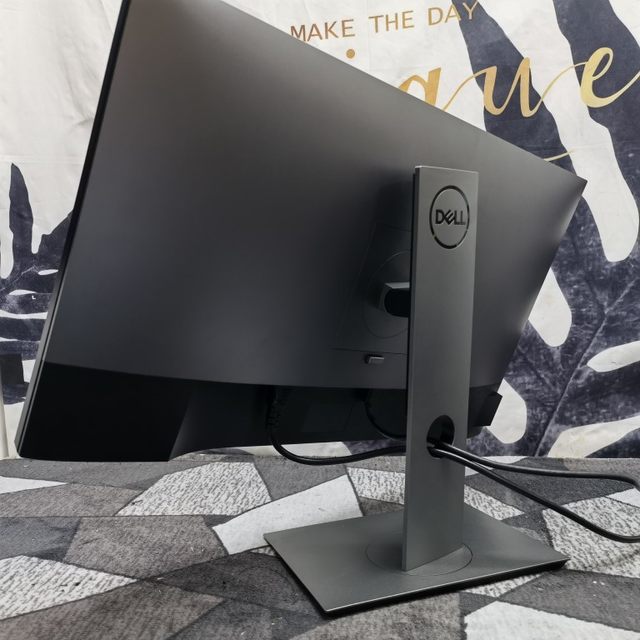 Dell/Dell U2723QX 27 -inch 4K Design Drawing Professional IPS Computer ...