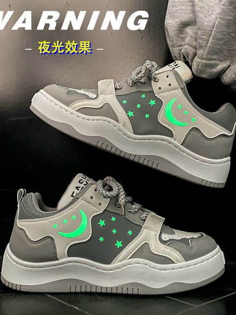 Bread shoes men's shoes niche new wavy star shoes luminous thick sole ...