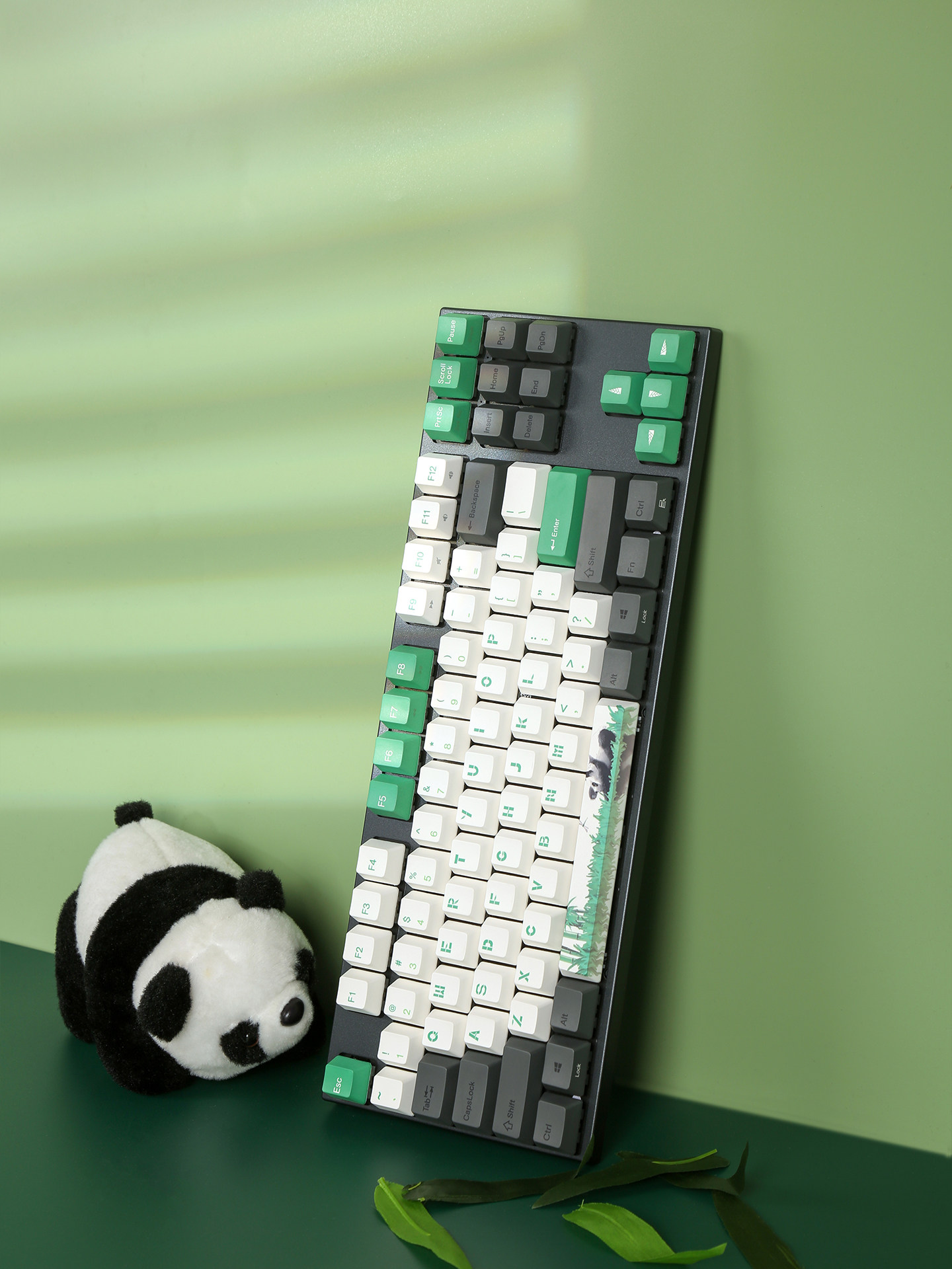 Varmilo Panda 87 tipkovnica - Cherry Axis - Bijela pozadinska rasvjeta