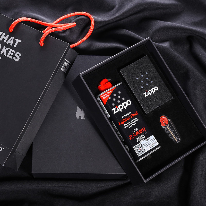 Set Hadiah Minyak Kerosin Pemantik Zippo - 133ml dengan Batu Api ...