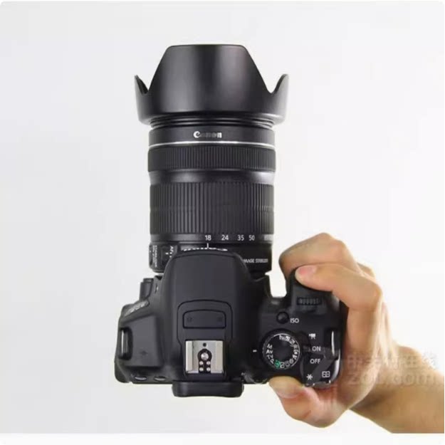 Canon EOS 650D 18-55mm デジタル一眼レフカメラ
