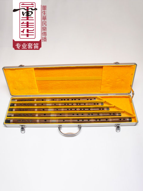 Dong Shenghua personally makes high-quality bamboo flutes, professional ...