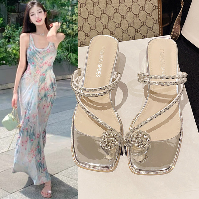 French thick -heeled slippers Female wearing 2025 summer new pigeon egg ...