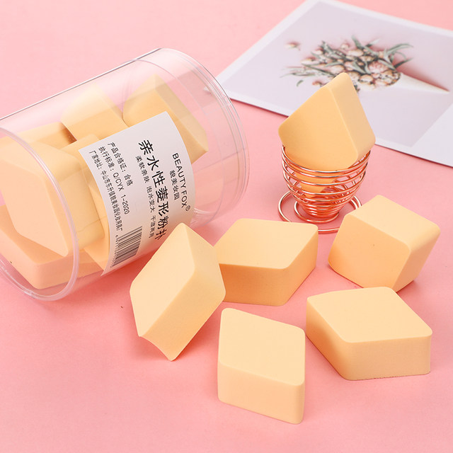 Diamond-shaped makeup sponge, super soft makeup egg, does not eat ...