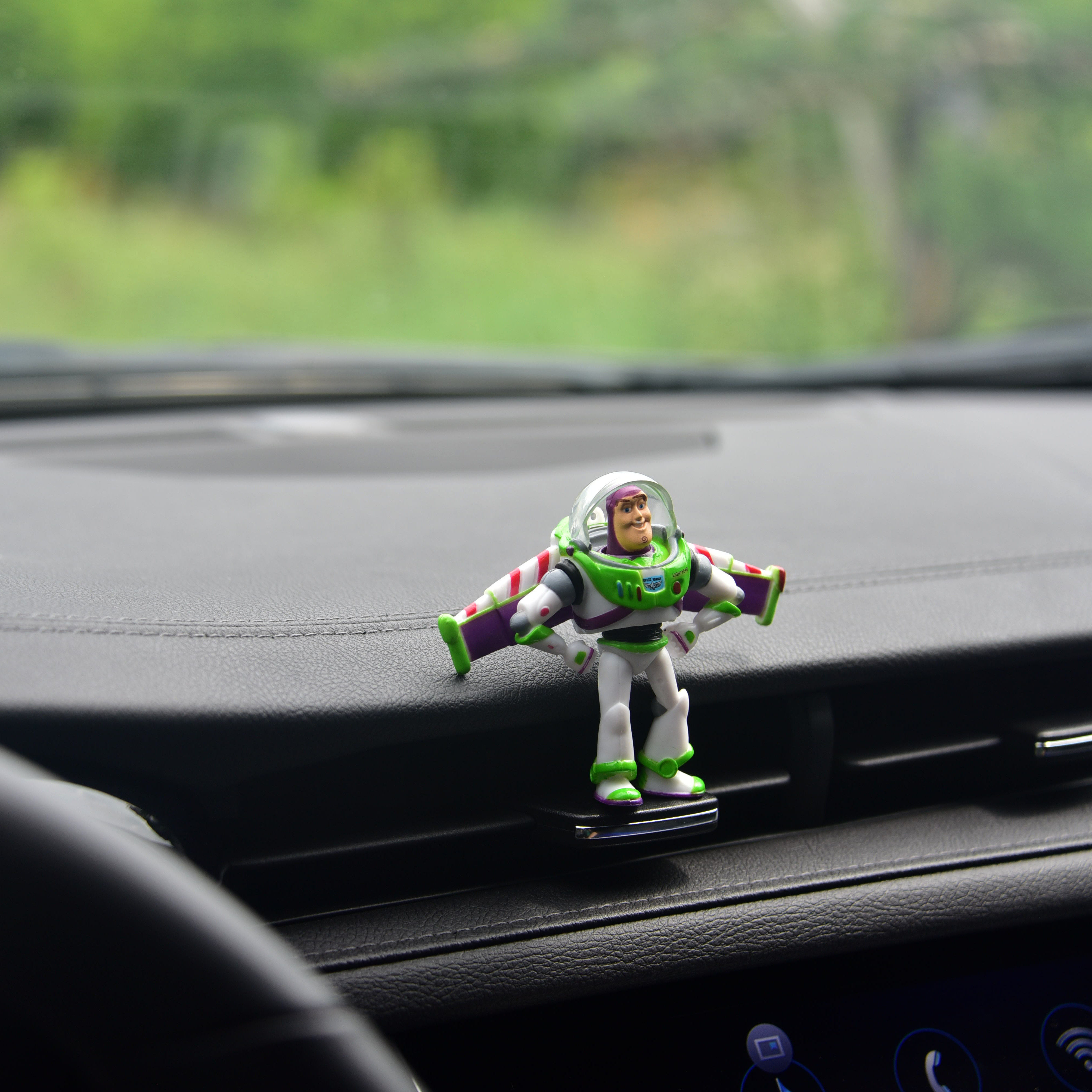 Toy Story Buzz Lightyear Car Center Console Ornament Cute Cartoon Doll ...