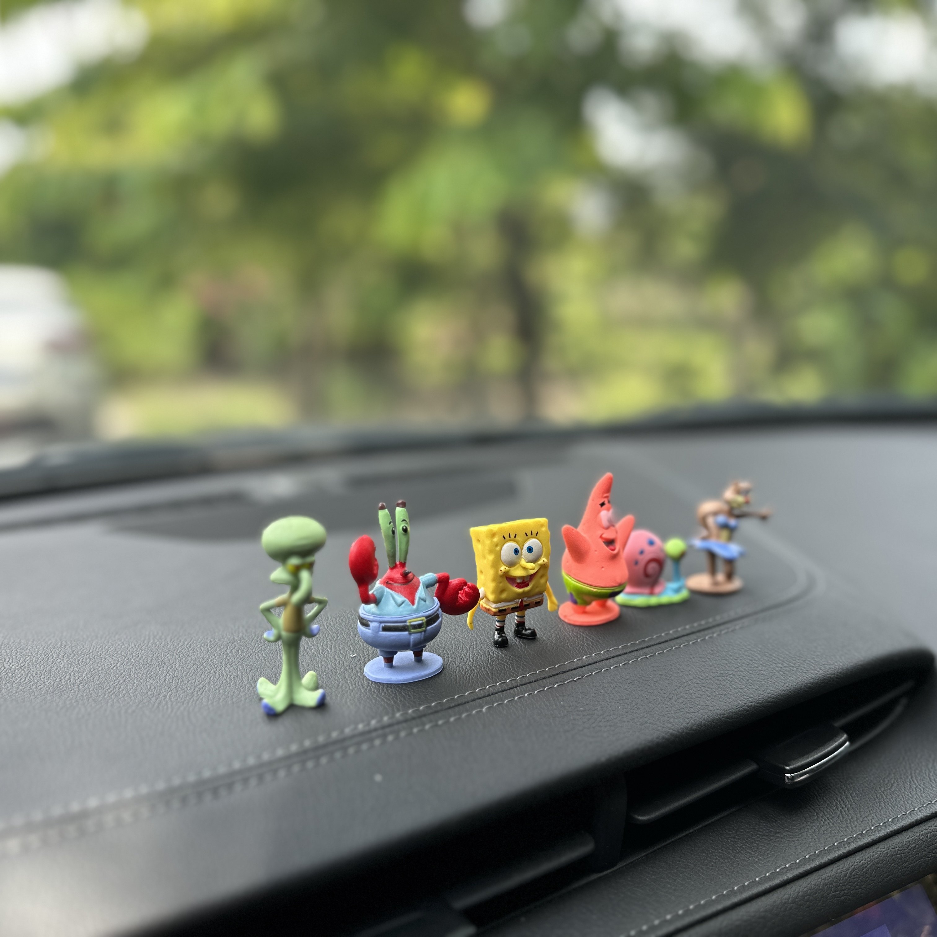 SpongeBob Automobile Middle Console Swing Cute Cartoon Doll Car ...