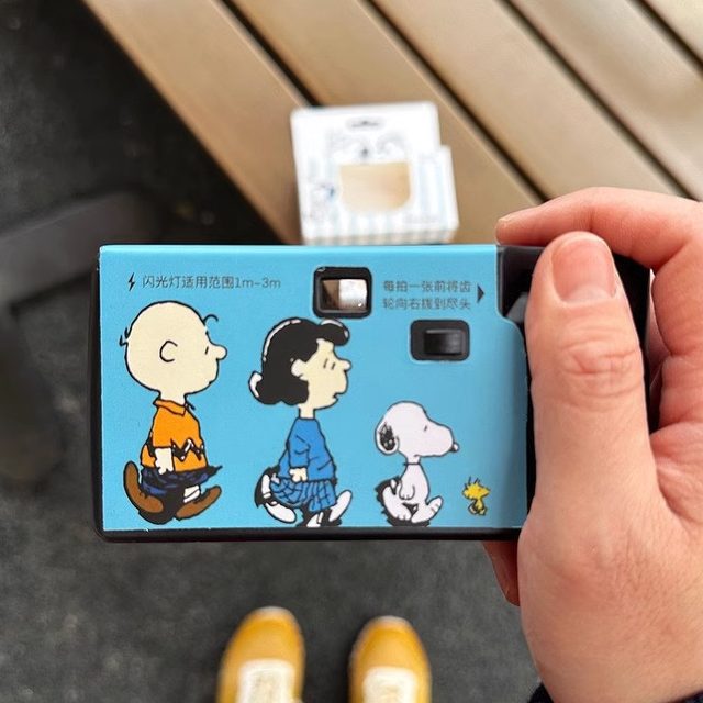 snoony Snoopy film camera color film fool machine with flash retro ...
