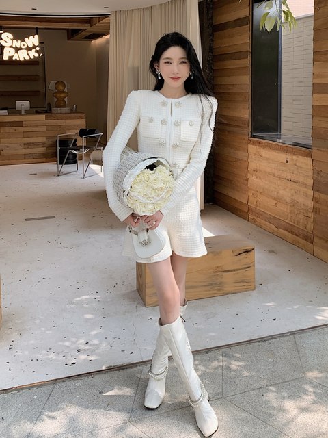 New spring dress for a girl with a sweet little fragrance style high ...