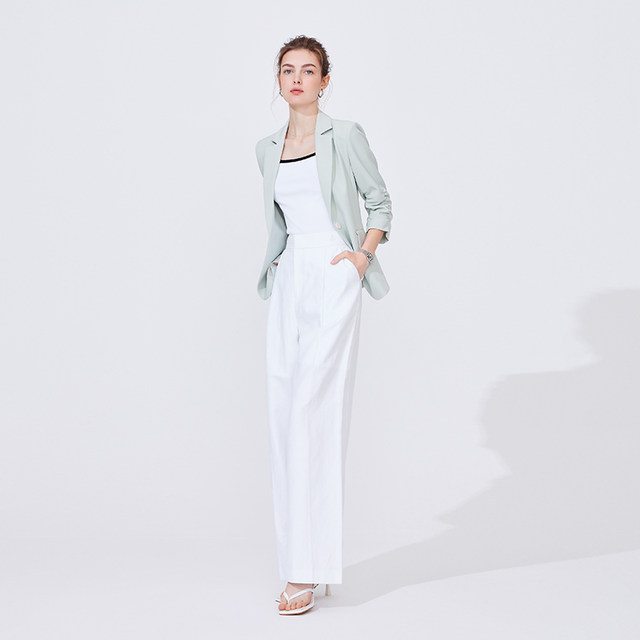 Navigare Italian sailboat summer white suspender vest female inside ...