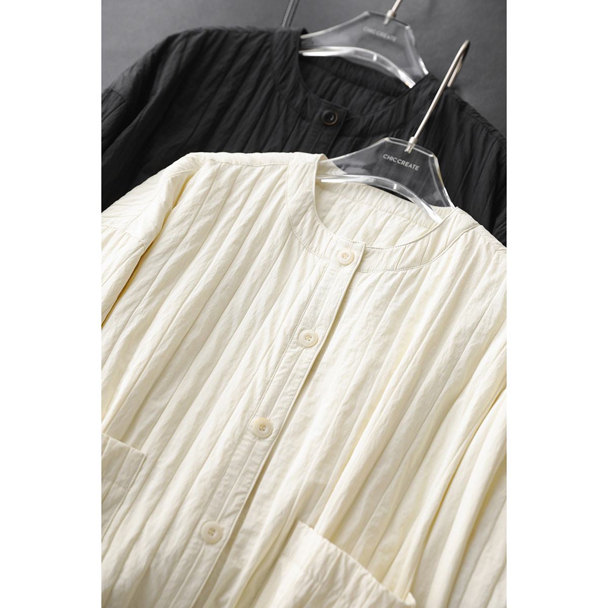 Minimalist high-score clothing style ~ Japanese pleats! Retro round ...