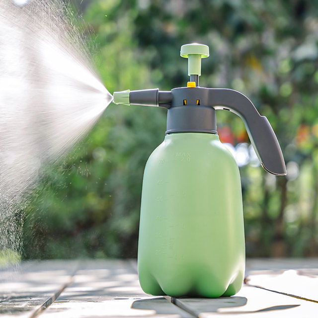 Household air pressure watering can for watering flowers, spraying ...