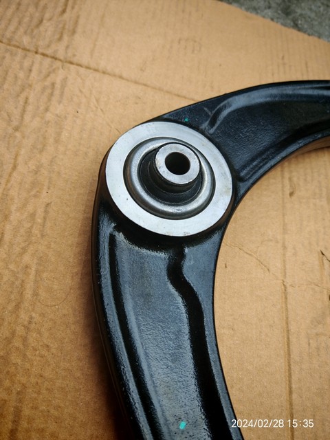 Suitable for Dongfeng Zhengzhou Nissan Shuike lower swing arm Dongfeng ...