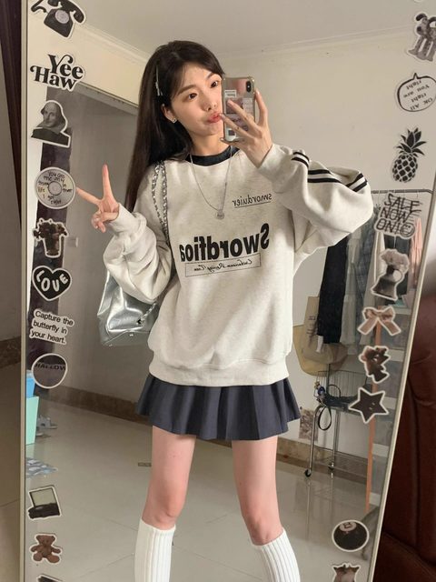 American retro three-bar round neck sweatshirt for women in spring and ...