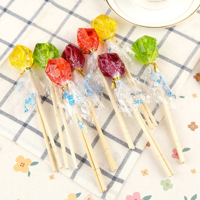 Stirring sugar maltose sticky teeth brushed sugar childhood nostalgia ...