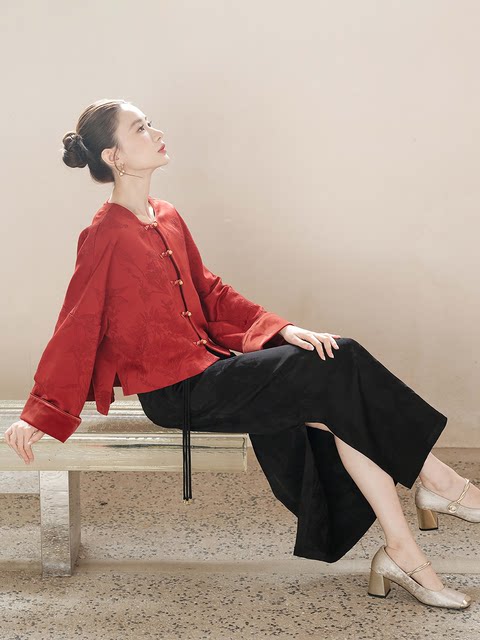 Memories new Chinese style top 2025 spring new red buckle jacquard high ...