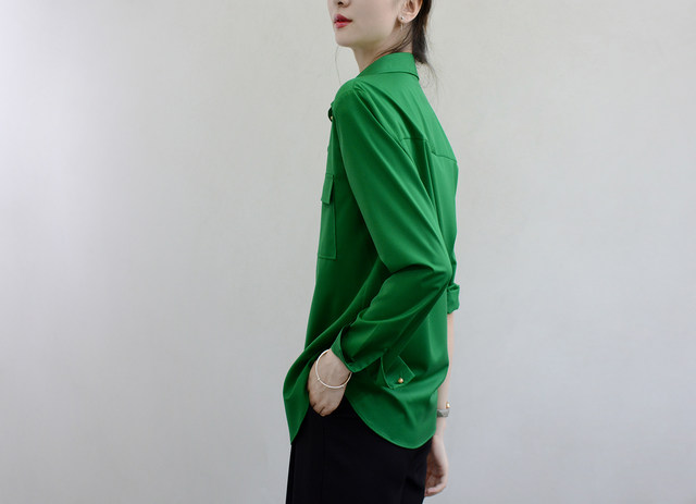 TRR Shop owner's recommendation Skin color Emerald green double pocket ...