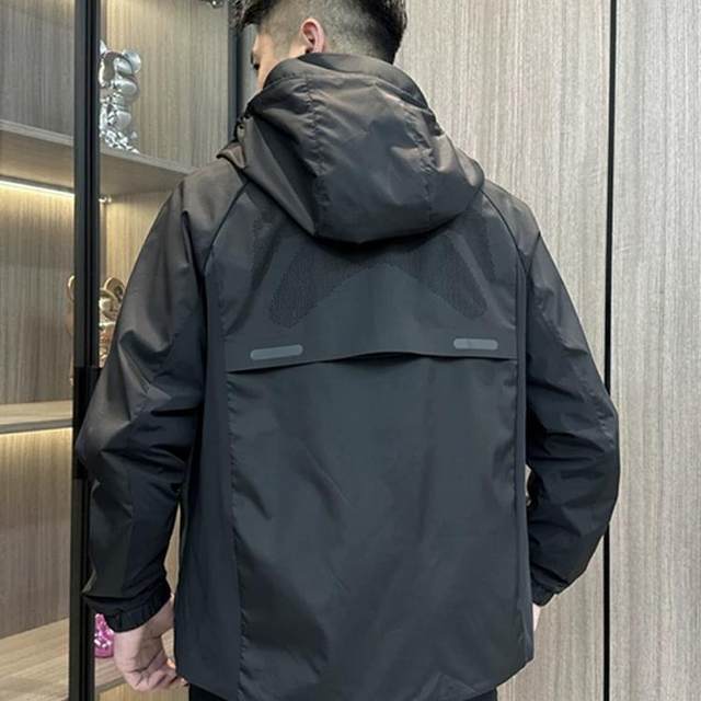 Spring and autumn new outdoor jacket hooded jackets men's light luxury ...