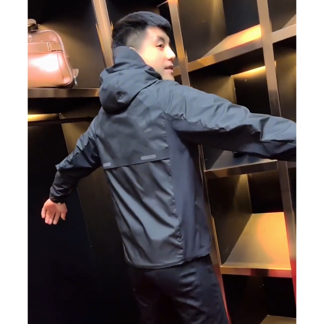 Spring and autumn new outdoor jacket hooded jackets men's light luxury ...