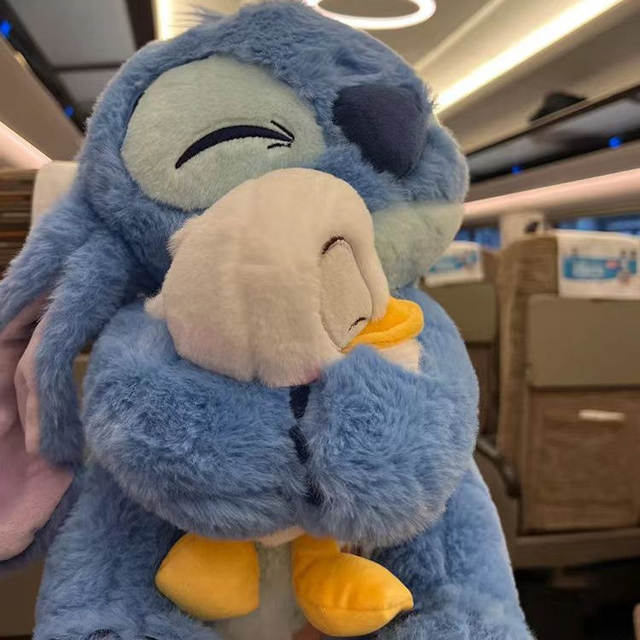 Stilt hug duck doll Donald duck doll rag doll pillow Stitch plush toys ...