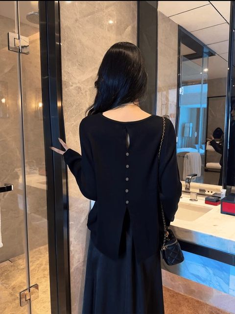 Slit button design for slim knitted top for women + draped slim high ...