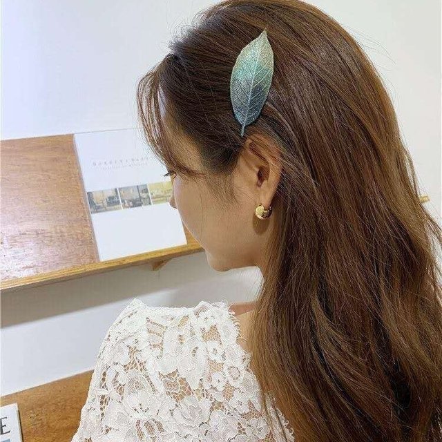 Internet celebrity ins leaf bangs stickers cute posts broken hair ...