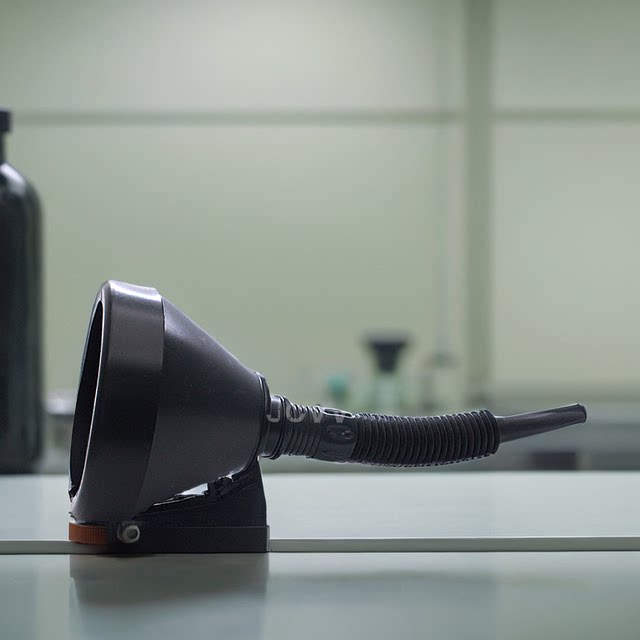 Generator thickened oil bucket car and motorcycle refueling filter ...