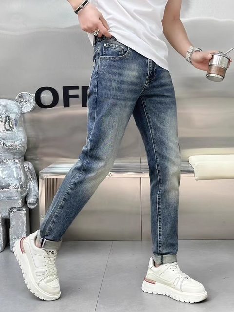 2025 spring and summer trendy men's handsome jeans simple and versatile ...