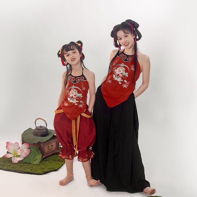 Tongwan Hanfu original Ruyi Fuyu bellyband embroidered vest women's summer bottoming top ancient ...