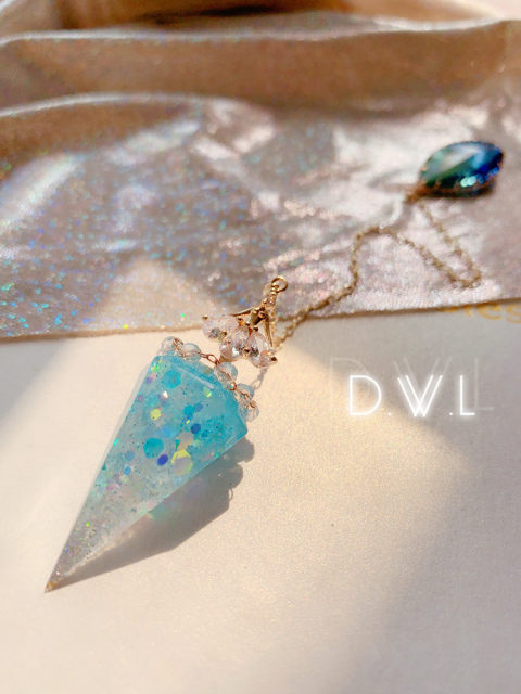 Pendulum white crystal resin pendant necklace pendulum hypnotic tool ...