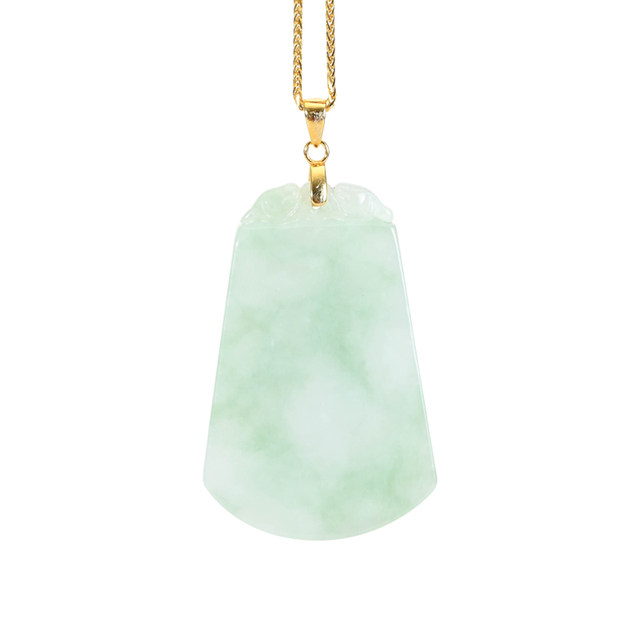 Natural jewelry Myanmar Emerald A, there is nothing to do with the male ...