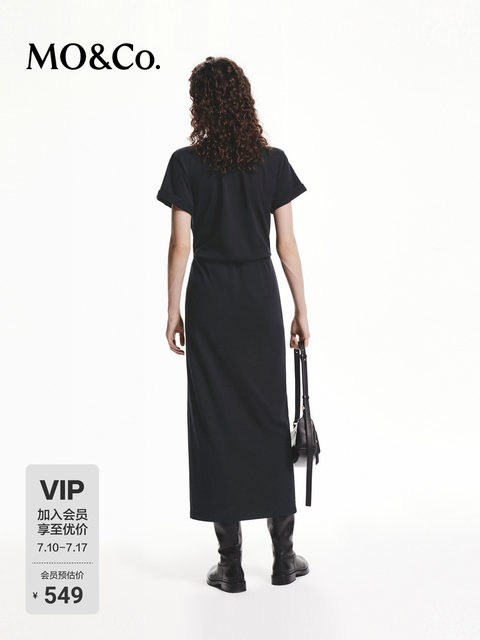 MOCO dress with rolled edges, short sleeves, kinks, slightly waist-retracted mercerized cotton ...