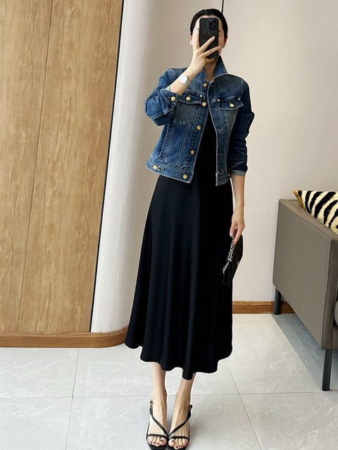 C2785 Fashionable Paris old store, full of high and touch! All-match ...