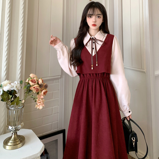 Eighteen-year-old coming-of-age ceremony dress for female high school ...