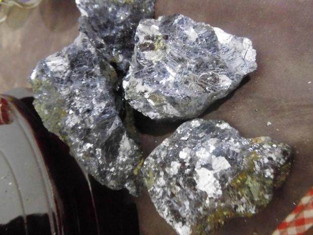 Silver ore raw stone decoration gold ore town house specimen boutique ...