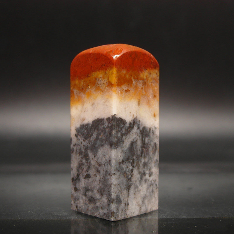Natural Bahrain Stone Seal Engraving | Pretty Colored Frozen Stone