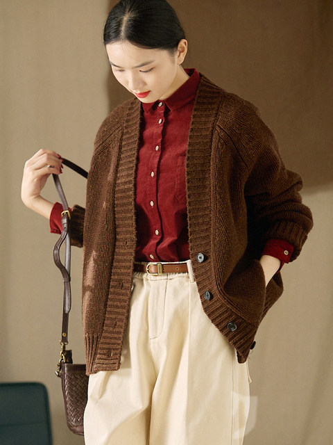 Gujia Retro Cordon Velvet Slender lapel long -sleeved shirt Temperature ...