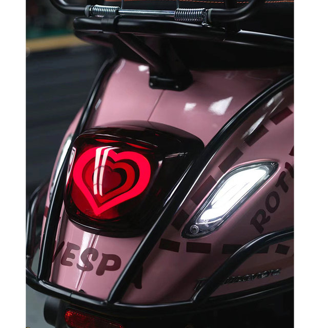 Suitable for vespa spring sprint 150 black Rittal tail light lightning ...