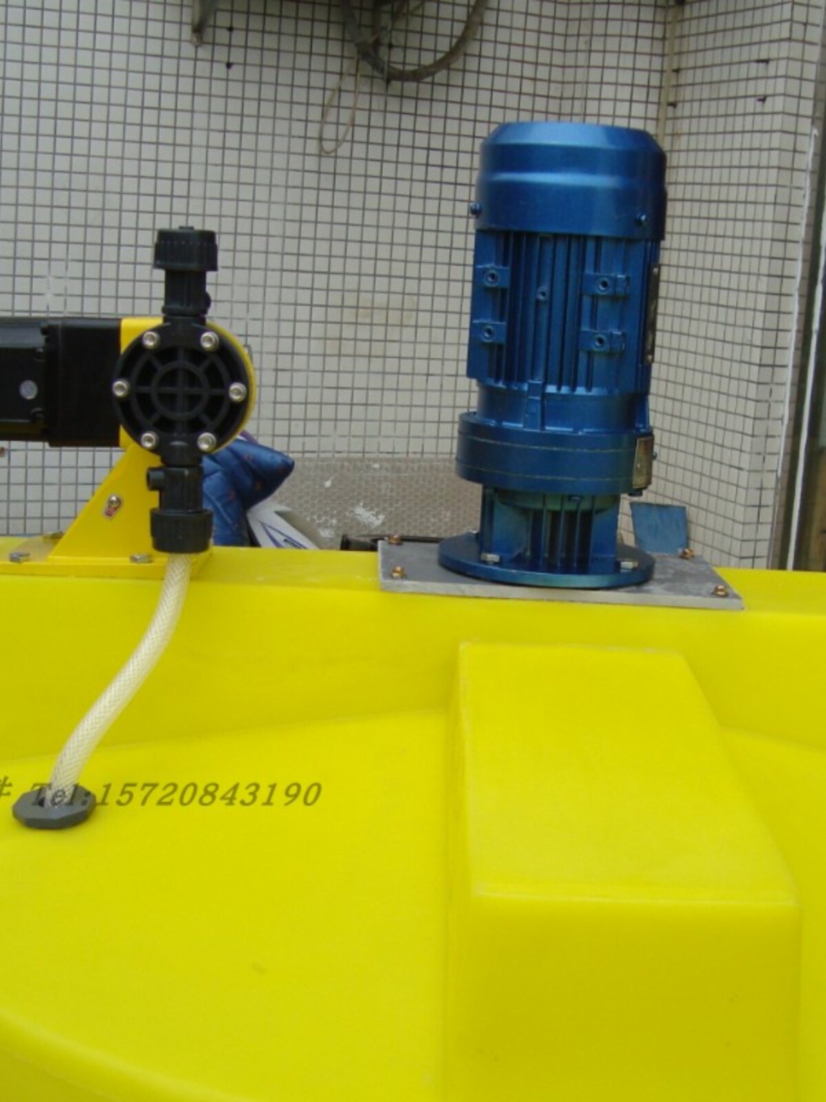 جهاز الجرعات المتكامل - الخلاط الأسطواني لخلط الجرعات - معدات الجرعات خزان مياه خلط السائل pac/pam