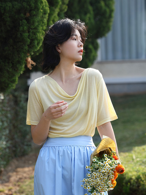 WeTHEE is so slim! You can wear it in midsummer! Loose and elegant ...