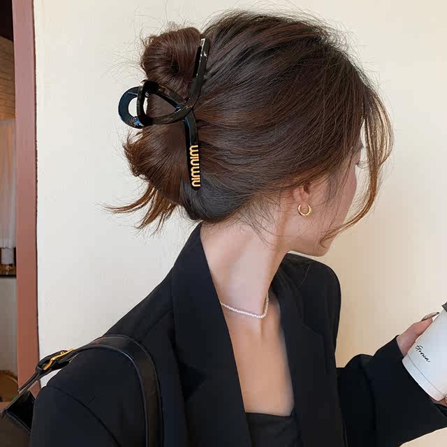 Grab clip large black shark clip niche high-end hair clip women's back ...