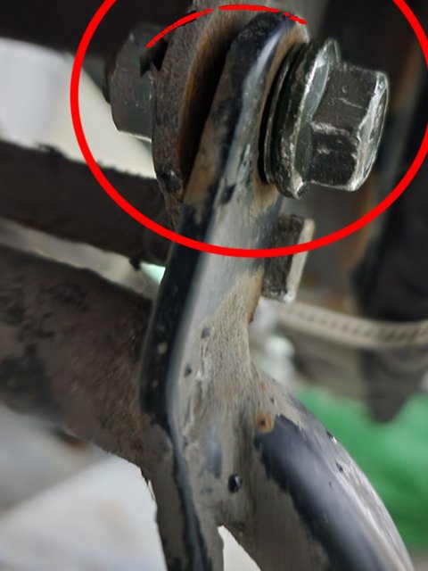 Footprint car national standard vehicle large double -supported screw ...