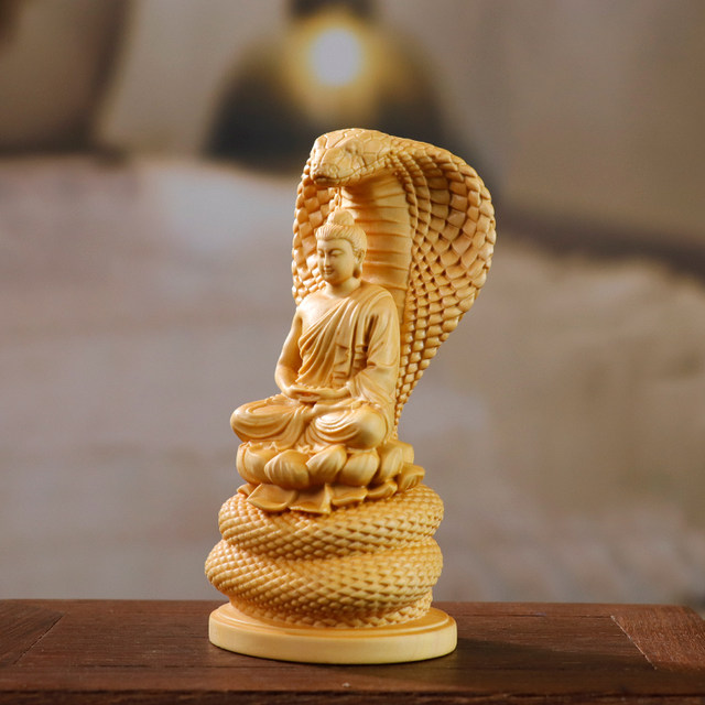 Boxwood carving snake Buddha Sakyamuni Buddha snake protecting Buddha ...