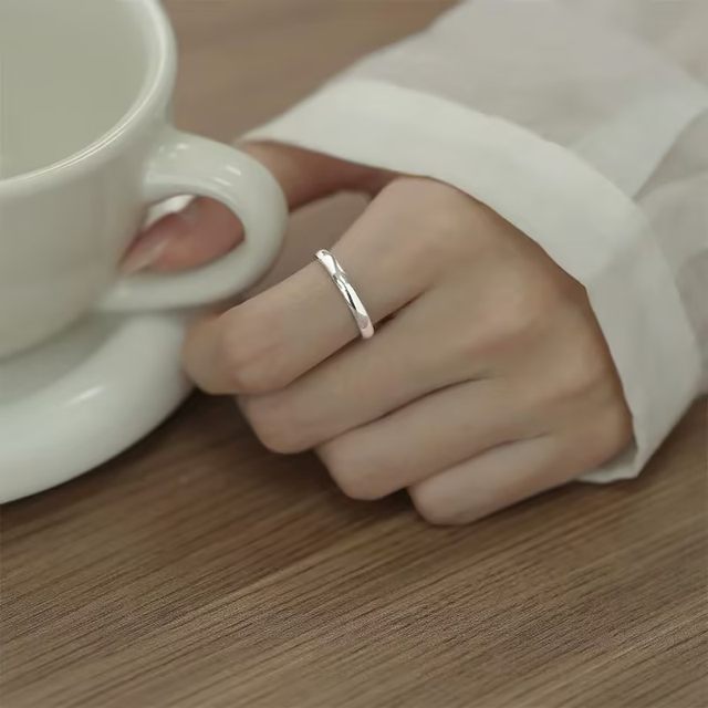 Xuping plain ring glossy ring plated with thin rings about 3mm index finger ring ins neutral and ...