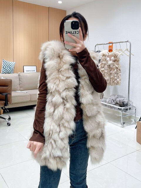 2024 autumn and winter vest vest new long fox fox casual stitching fashion Korean version of ...