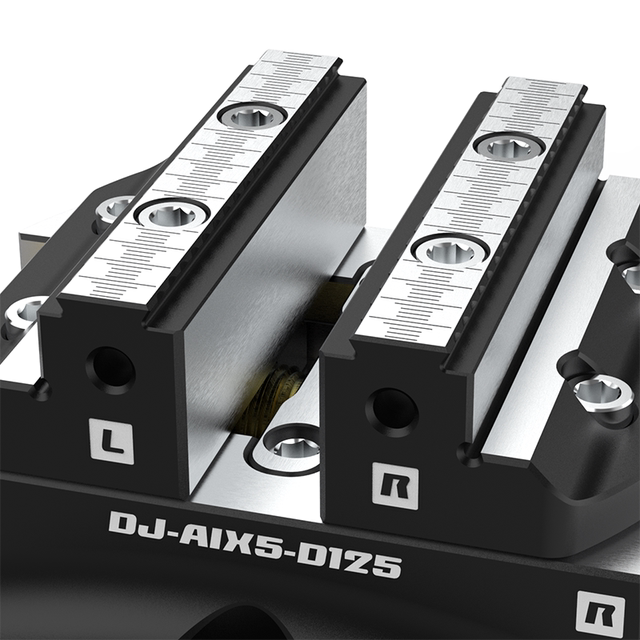 Four- and five-axis CNC machining center disc-type integral self ...