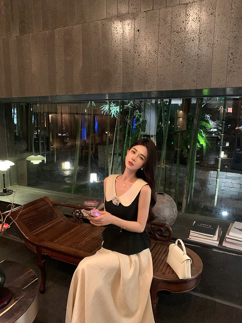 Muzili's Li Haijun collar black sleeveless top for women's spring and summer skirt two-piece suit