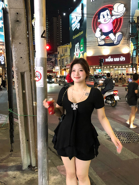 Anne is not popular Shibuya sweet kiss ancient and pure and erotic knitted T-shirt for women in ...