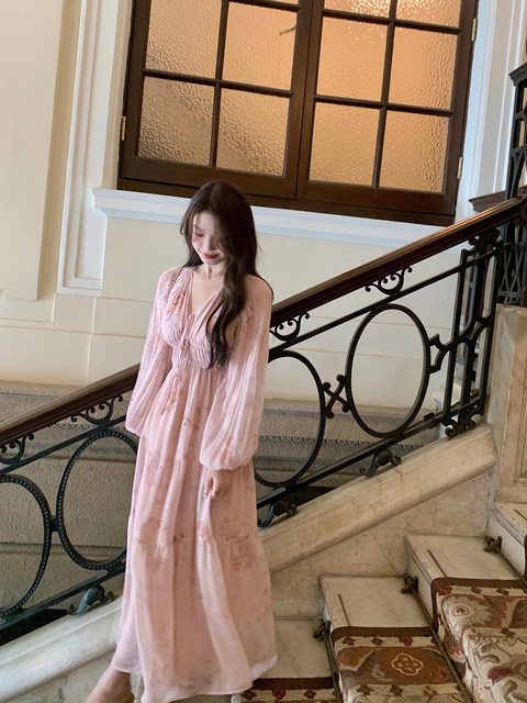 Zhao Baoni Ancient Castle Garden Romantic Fairy Floating Dress Women's ...